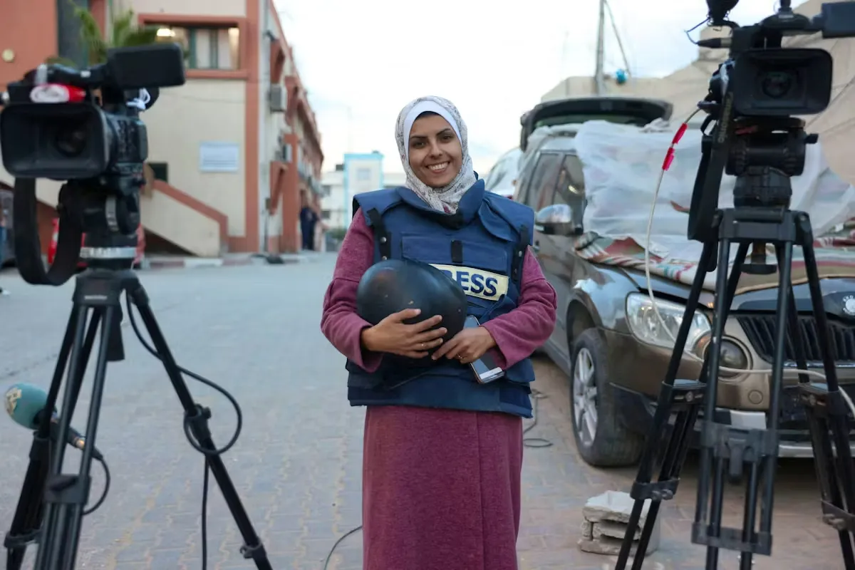 Mariam Abu Dagga: Palestinian Journalist Immortalized as a World Press ...