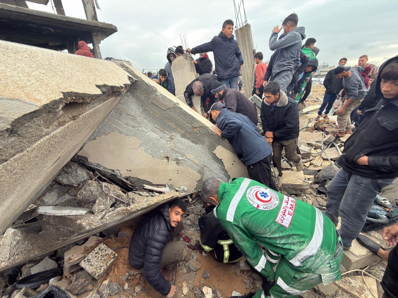 Four Killed as War-Damaged Buildings Collapse - Gaza Herald